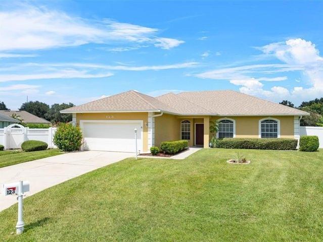 123 Ruby Lake Dr, Winter Haven, FL 33884