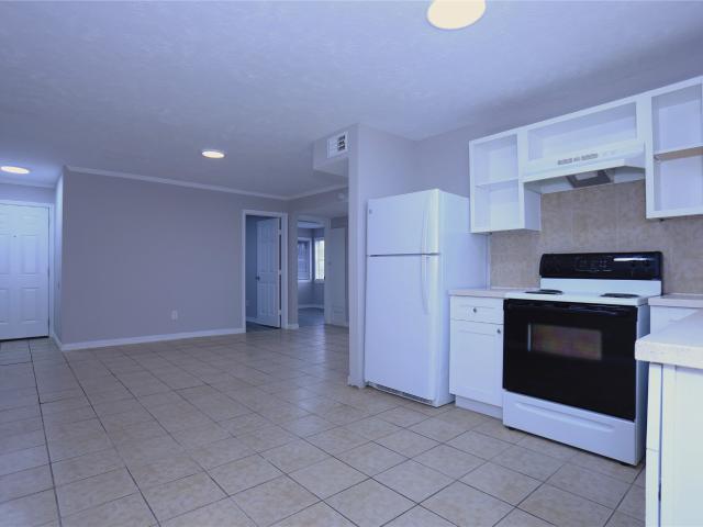123 W 6th Street 2