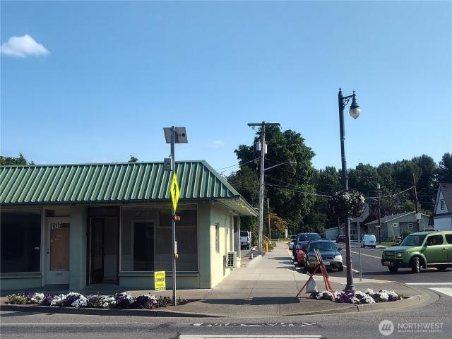 123 W Main Street