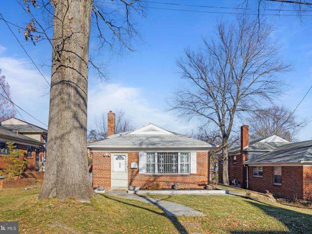 123 Walnut St NW, Washington, DC 20012 | MLS #DCDC2241 | Compass