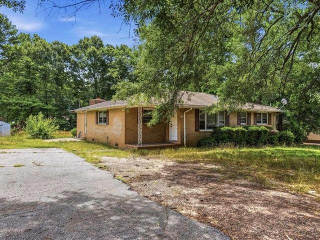 123 Tucker Rd, Spartanburg, SC 29306