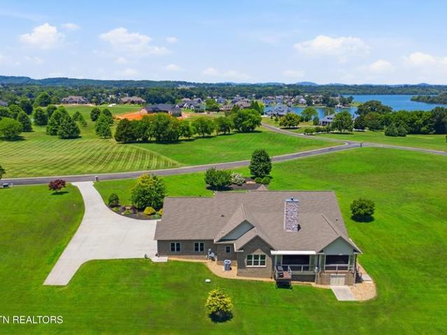 123 Volunteer Blvd, Vonore, TN 37885