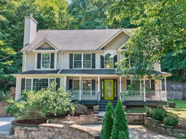 123 Vail Rd