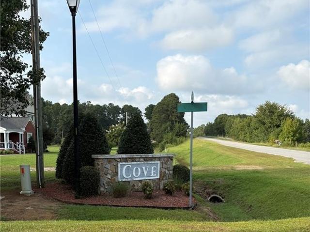 123 Velton St, Lumberton, NC 28358