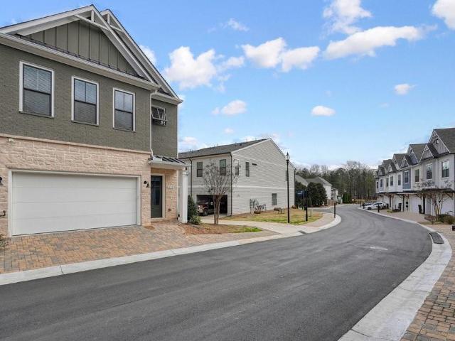 123 Village Green Avenue