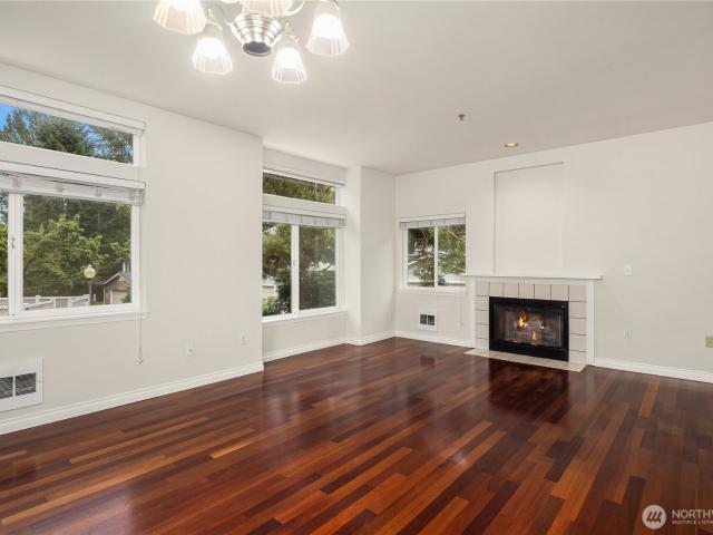 12440 NE 7th Place