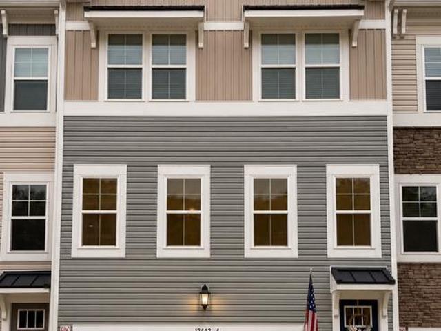 12442 Sea Oaks Lane # 4