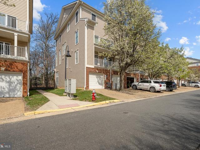 12444 Liberty Bridge Rd, Unit 301A, Fairfax, VA 22033 | Compass