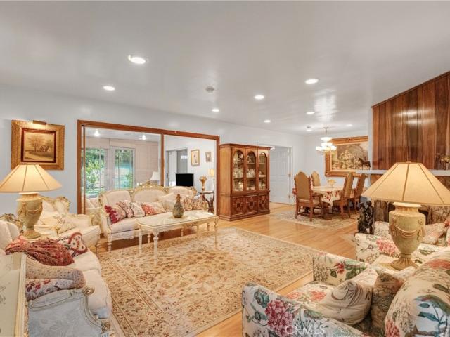 12445 Killion St, Valley Village, CA 91607 | MLS #SR26075