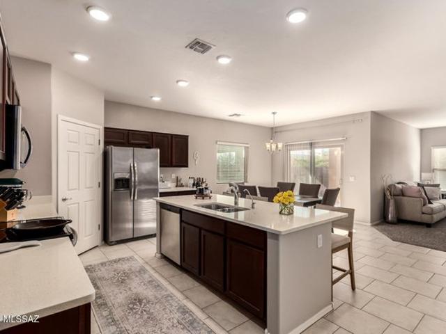 12446 W Reyher Farms Loop, Marana, AZ 85653