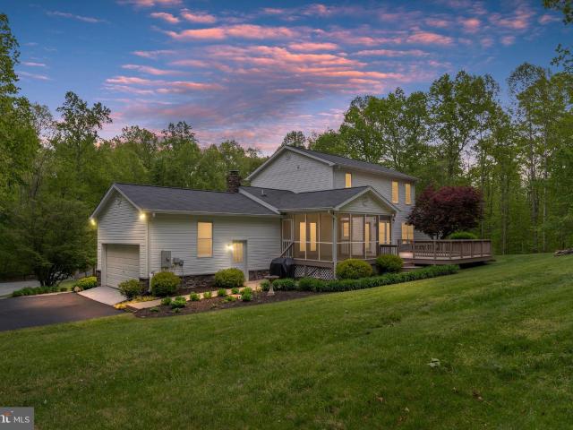 12446 Beaver Lodge Rd, Stafford, VA 22556 | MLS #VAFQ2021 | Compass