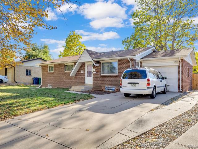 12446 E Alaska Pl, Aurora, CO 80012 | MLS #8437 | Compass