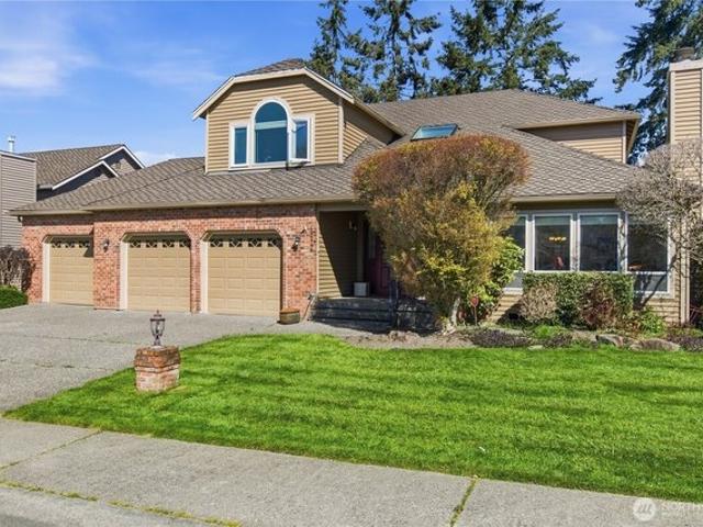 12446 NE 162nd St, Woodinville, WA 98072