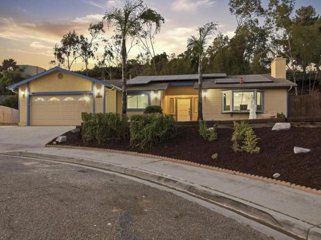 12446 Skyhigh Ct, El Cajon, CA 92021
