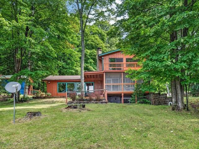 12448 Chipper Dr, Presque Isle, WI 54557