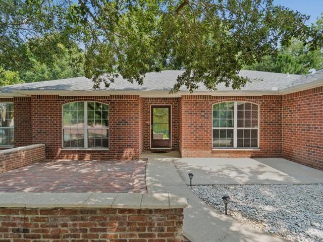 1244 Northview Dr, Crestview, FL 32536