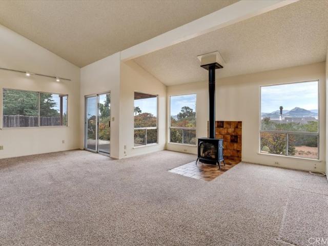 1244 Bayview Heights