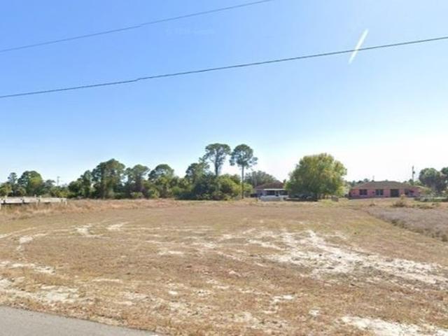 1244 Fontana St E, Lehigh Acres, FL 33974