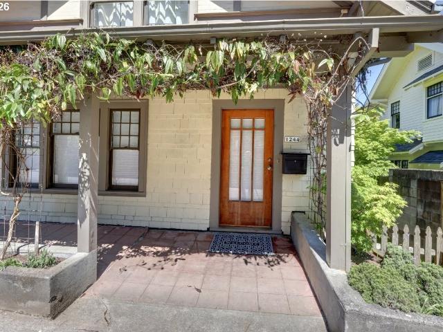1244 grand ave