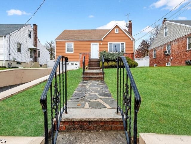 1244 Grandview Ave
