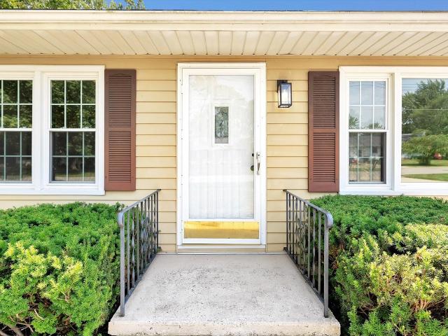 1244 Hillcrest Drive