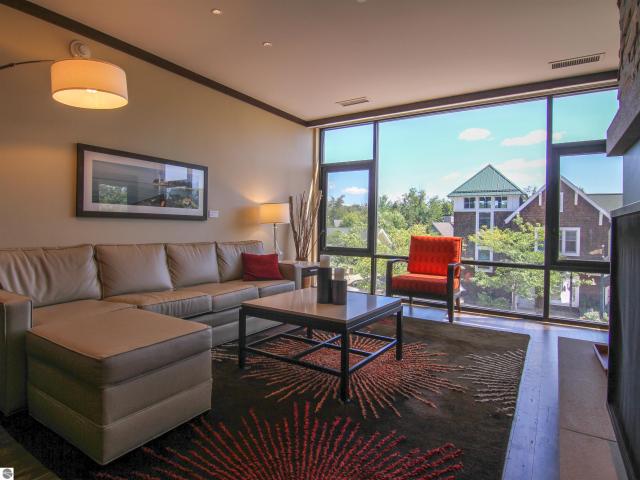 12450 Unit 8R Crystal Mountain Drive # 285/8 /