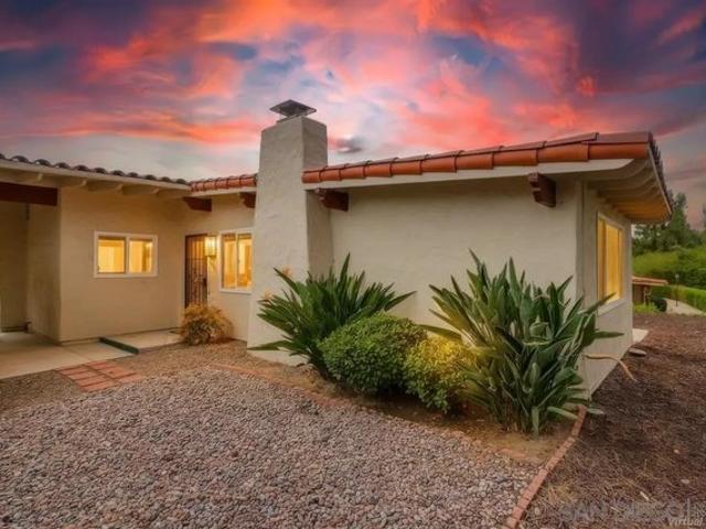 12450 Meandro Rd, San Diego, CA 92128