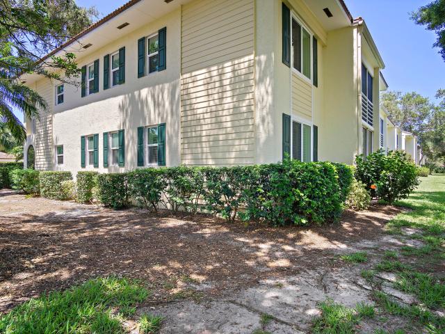 12457 Harbour Ridge Blvd, Unit 27, Palm City, FL 34990 | MLS #R11169