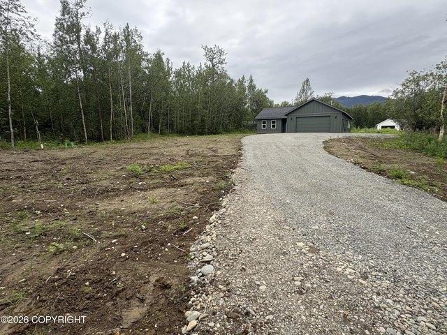12455 E Soapstone Rd, Palmer, AK 99645