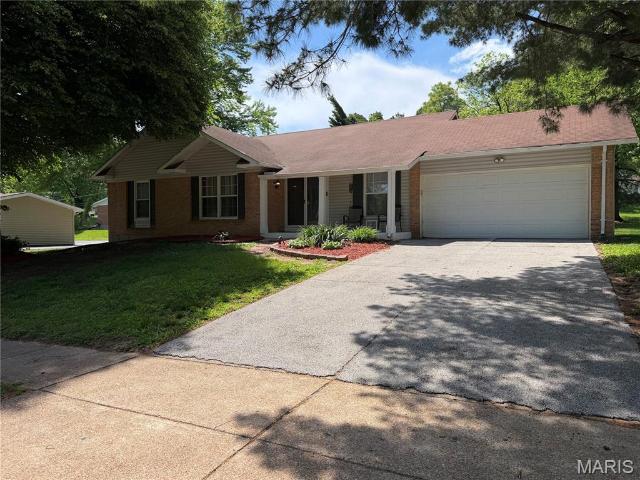 12455 Rocket Dr, Florissant, MO 63033 | MLS #26025 | Compass