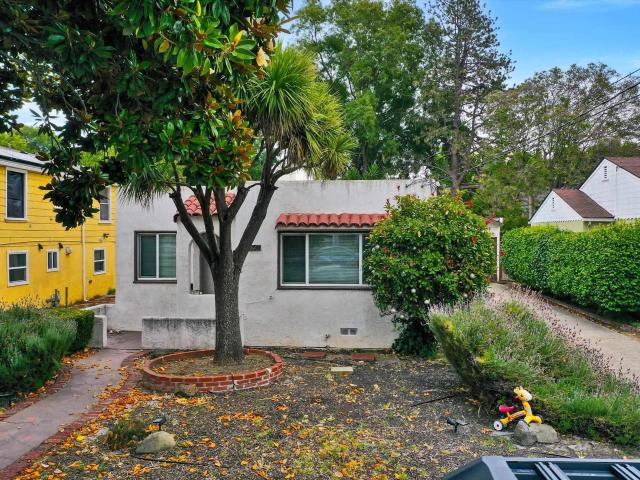 1245 Cotter Way