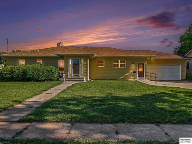 1245 E 2nd St, Fremont, NE 68025