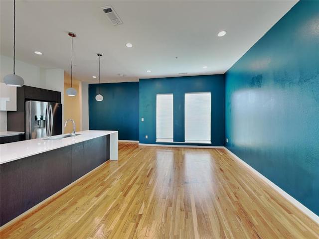 1245 Gano Street # 602