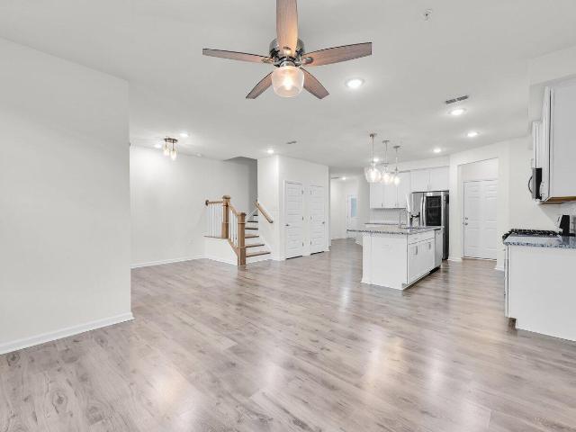 1245 Grenshaw Drive