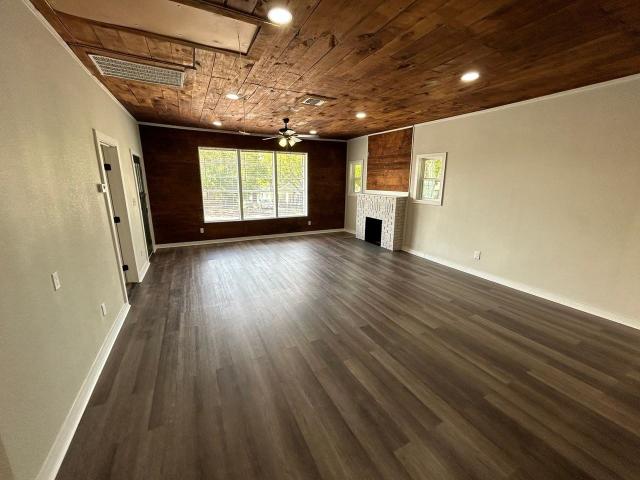 1245 Kayton Avenue 3 Bedroom Apartment for Rent at 1245 Kayton Ave, San Antonio, TX 78210 Highland Park