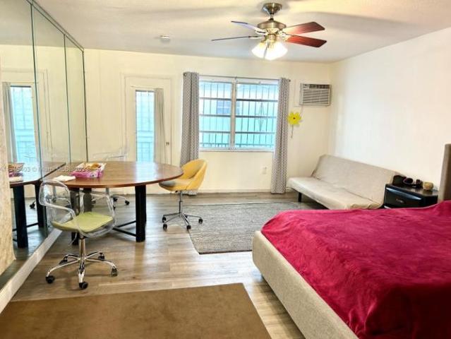 1245 Pennsylvania Ave #8, Miami Beach, FL 33139
