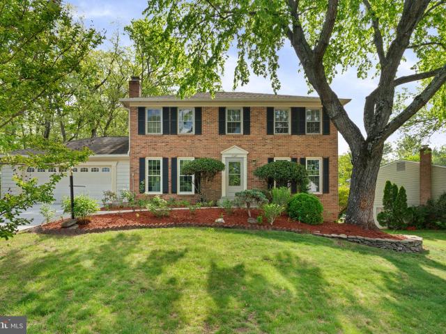 12461 Hedges Run Dr, Woodbridge, VA 22192 | MLS #VAPW2117 | Compass