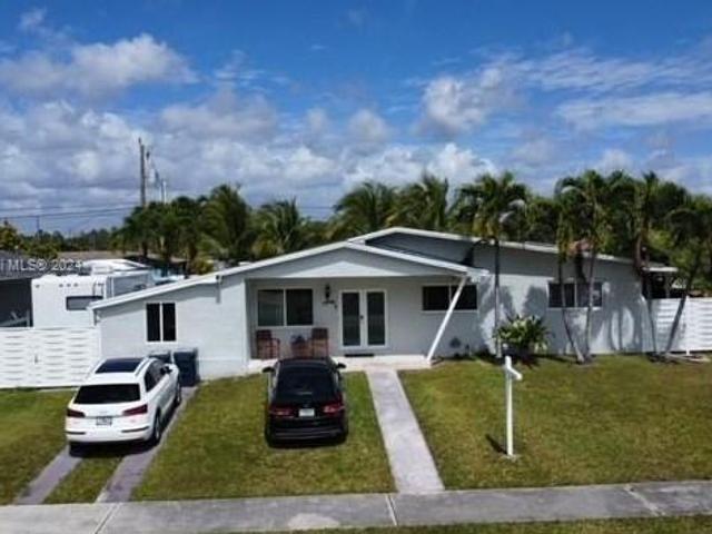 12465 SW 187th St, Miami, FL 33177