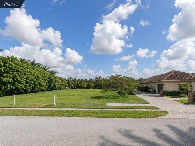 12465 SW 20th St, Davie, FL 33325