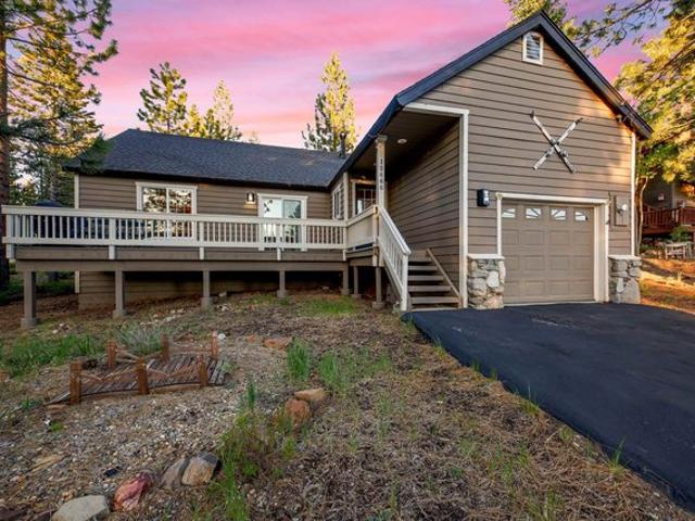 12466 Pinnacle Loop, Truckee, CA 96161