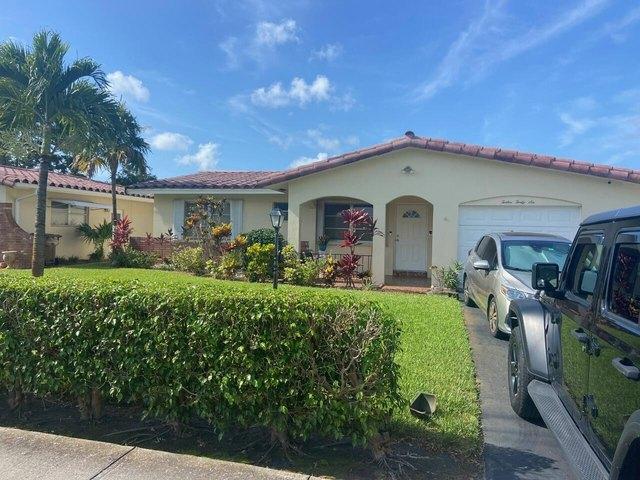 1246 NW 45th St, Deerfield Beach, FL 33064