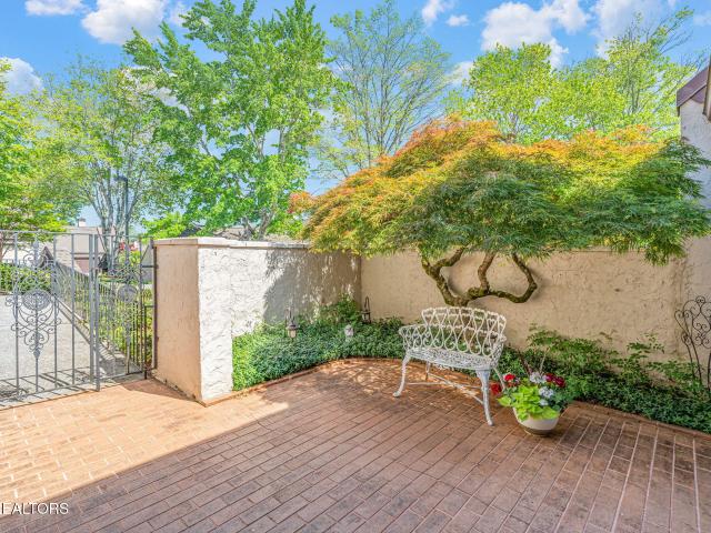 1246 Orleans Drive