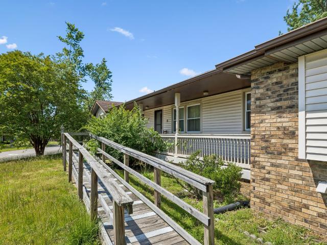 1246 Apache Ln