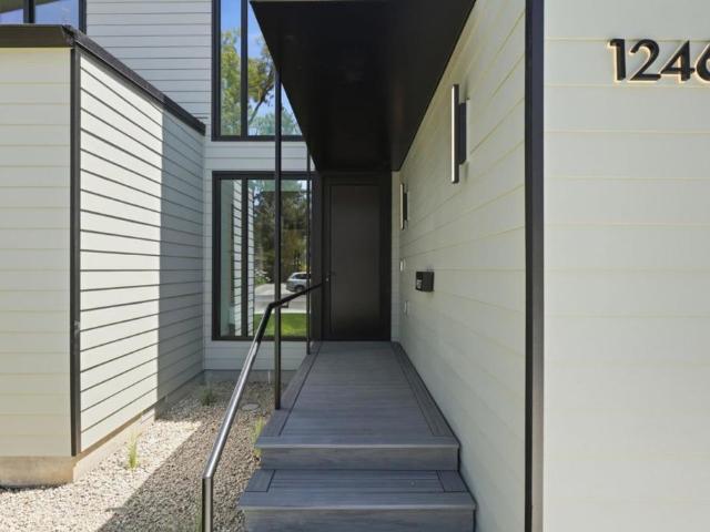 1246 Blewett Avenue