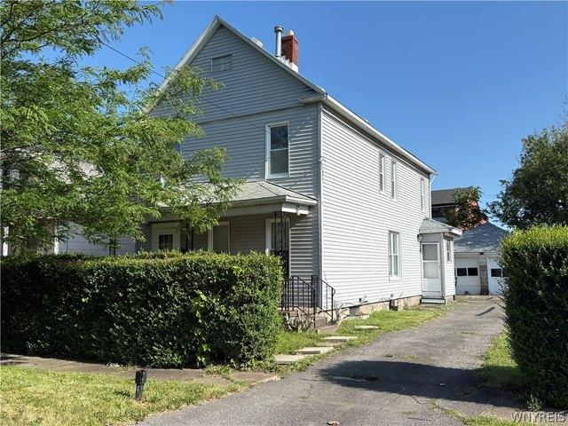 1246 Calumet Ave, Niagara Falls, NY 14305