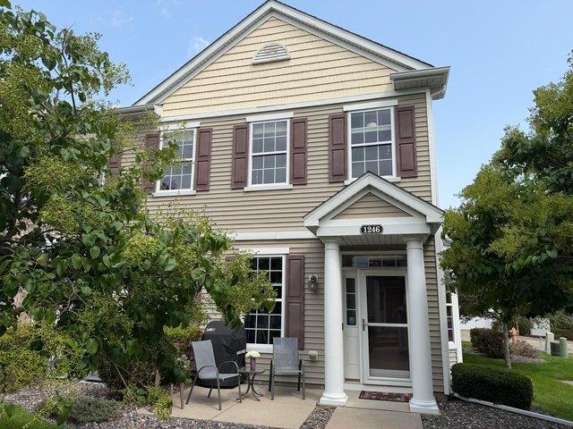 1246 Chateau Ave Unit 409, Maplewood, MN 55109