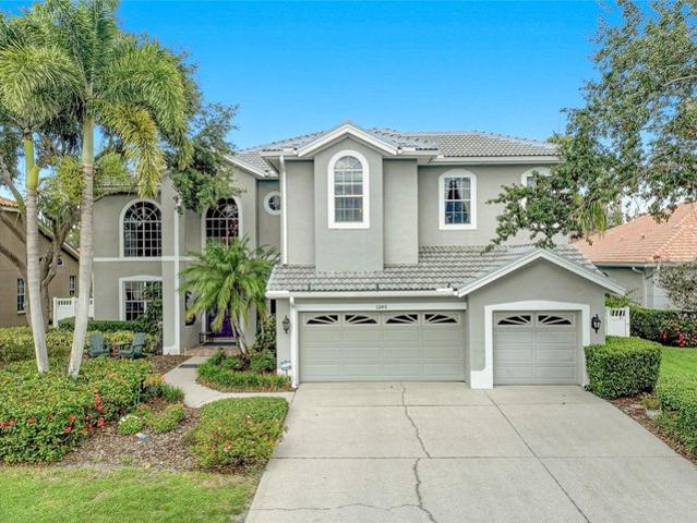 1246 Darlington Oak Cir NE, Saint Petersburg, FL 33703