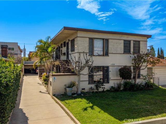 1246 E Harvard