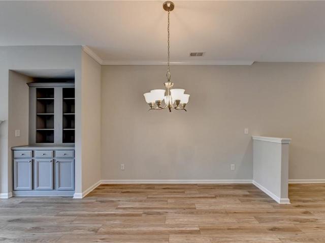 1246 Foxcroft Lane