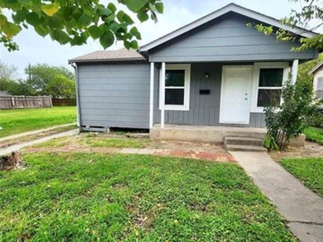 1246 Golla Dr, Corpus Christi, TX 78407
